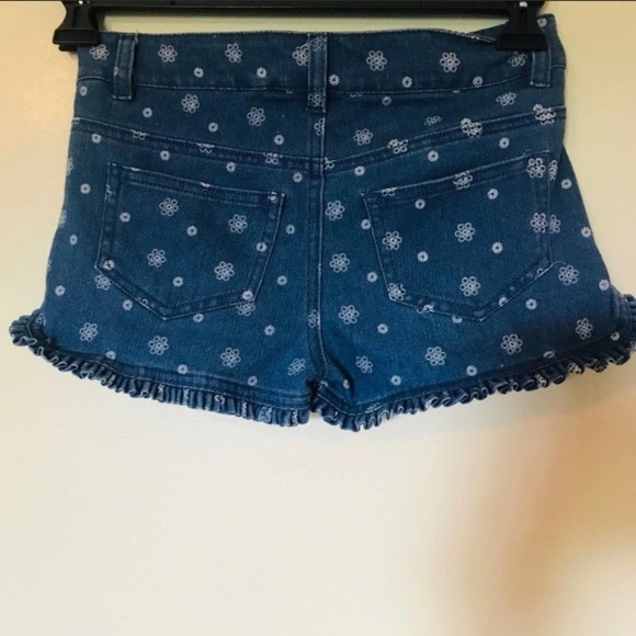 Calvin Klein Jeans | Bottoms | Calvin Klein Girls Jean Shorts Size 8 ...